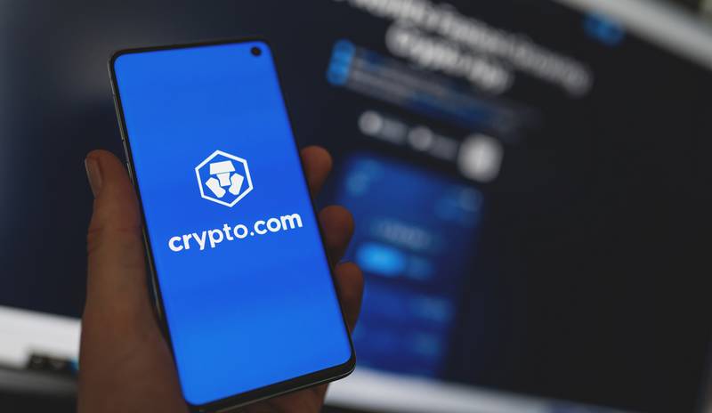 Crypto.com va licencier 20% de ses équipes - Coins.fr